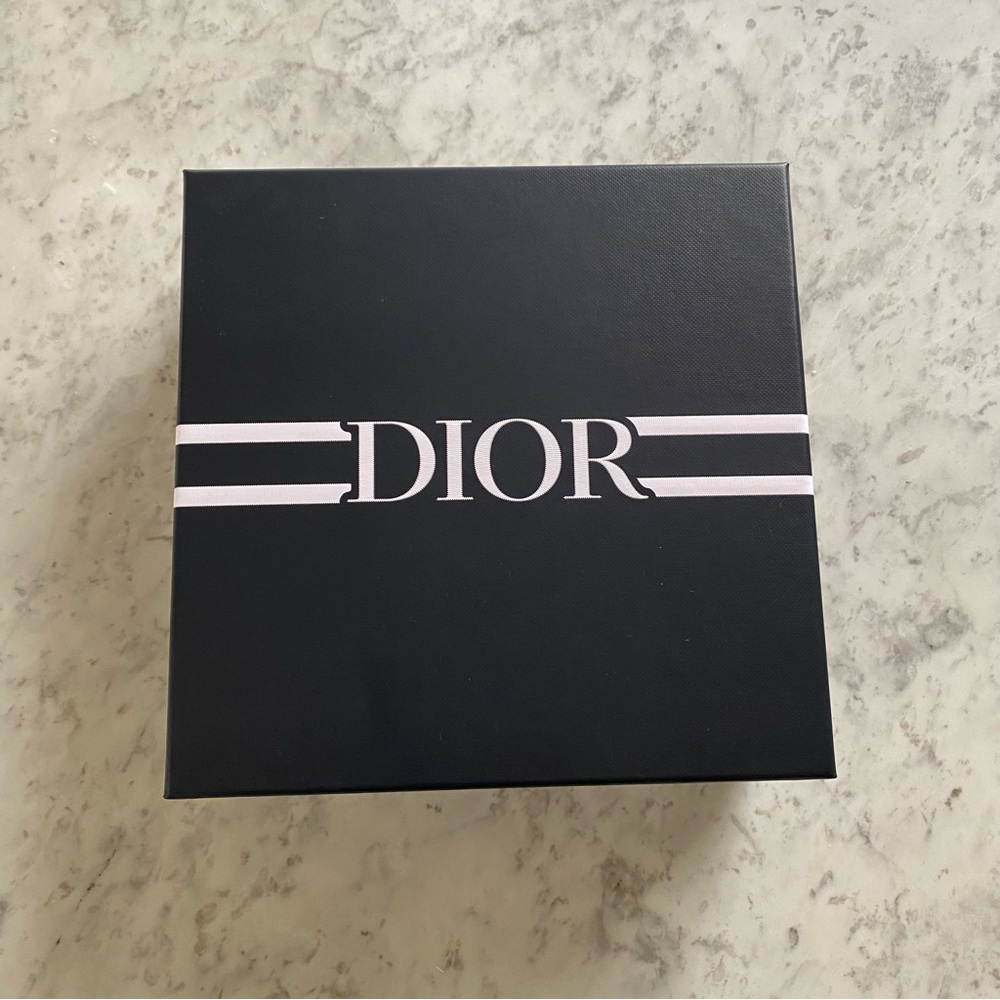Dior Black & White Box And Gold Ribbon - Gem